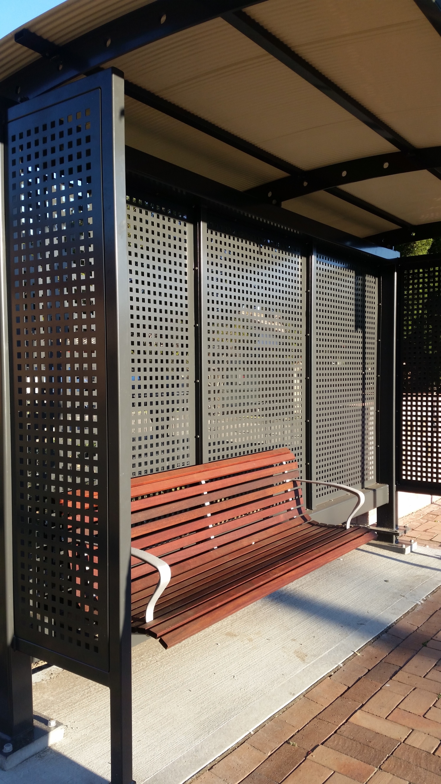 Classic Plaza Seat | Street Furniture Australia